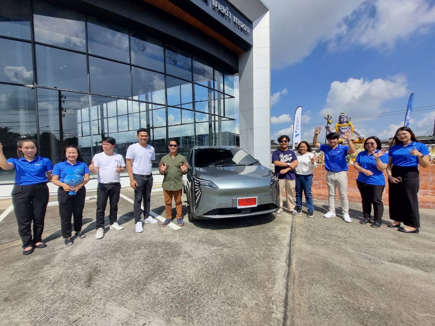 Konlanna : ส่งมอบรถไฟฟ้า 100% AION Y PLUS คันแรกของเชียงใหม่ จาก AION Vgroupcars เชียงใหม่