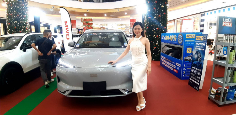 Konlanna : เริ่๋่่่่่่มแล้ว 18-24 กพ.68 งาน GWM & GEELY ROAD SHOW ที่หลังลิฟท์แก้วเซ็นทรัล ...